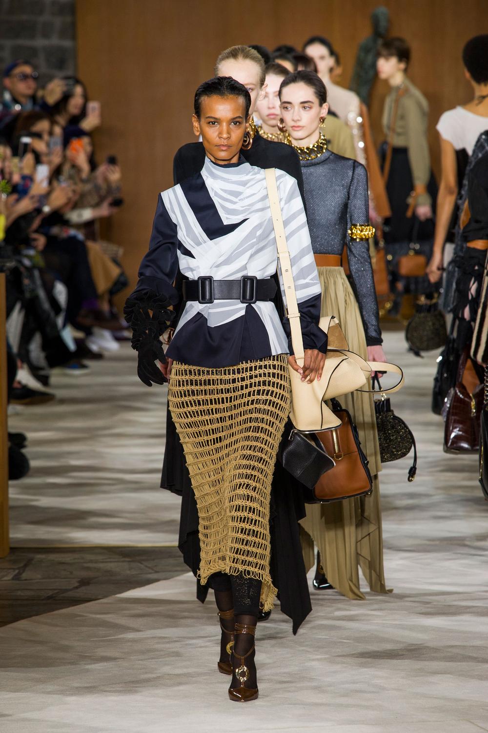 Défilé Loewe Automne-hiver 2016-2017 Prêt-à-porter