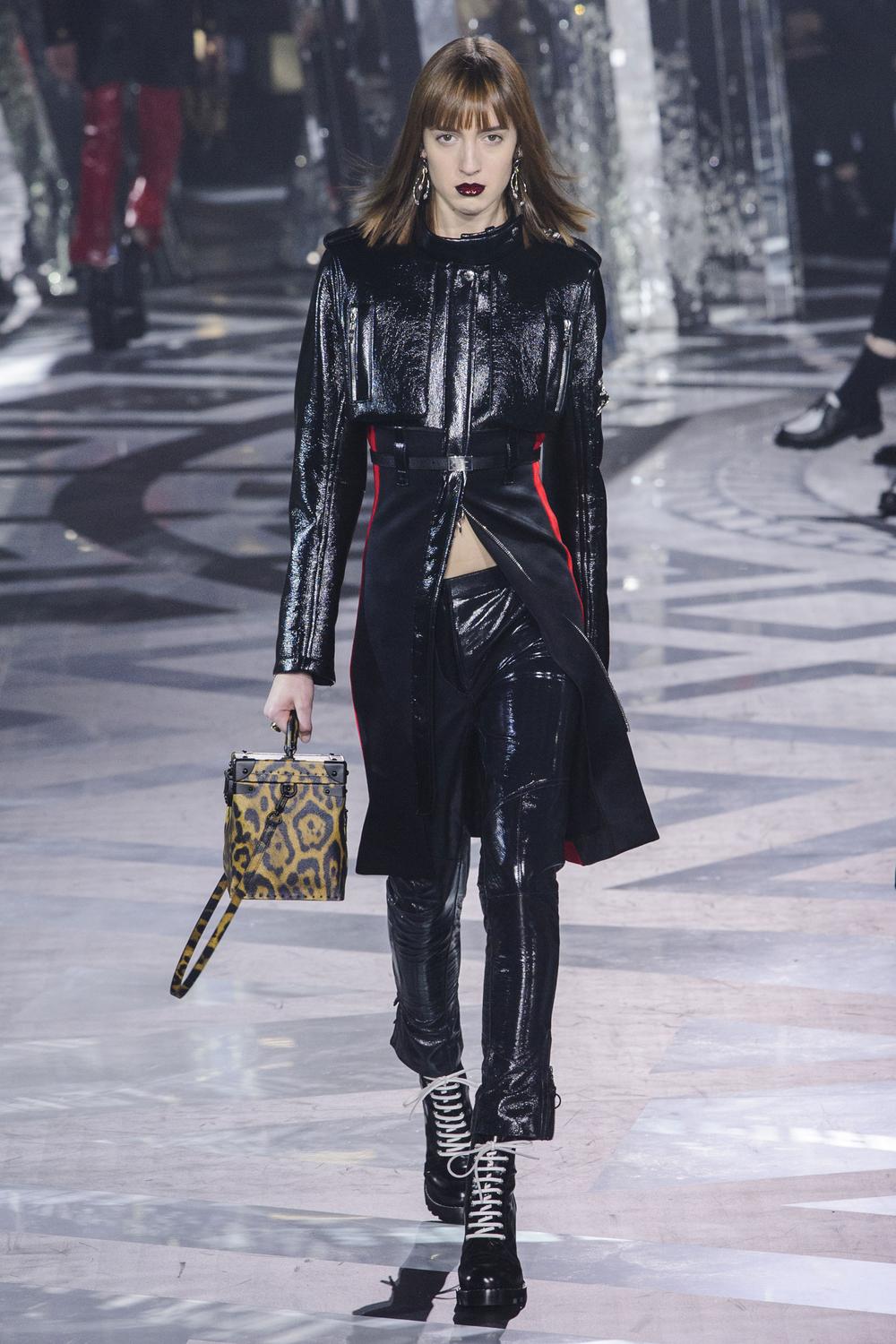 Défilé Louis Vuitton Automne Hiver 2016 2017 Prêt à Porter