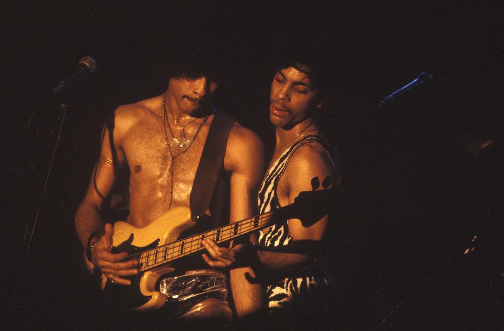 Funk, ghetto, dandy : le style de Prince n'a jamais vieilli