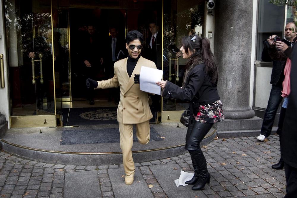 Funk, ghetto, dandy : le style de Prince n'a jamais vieilli