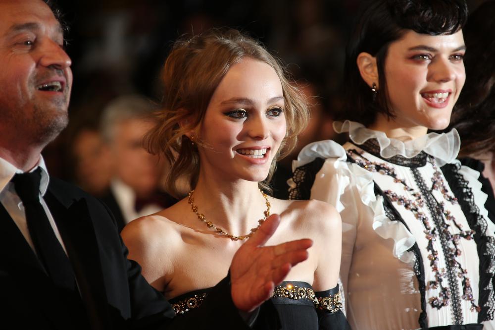 Lily-Rose Depp, icône pop en couverture de "Love Magazine"