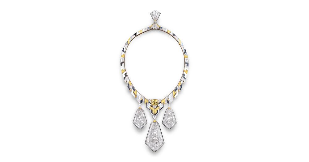 Haute joaillerie : les plus beaux bijoux du monde s'exposent à Paris