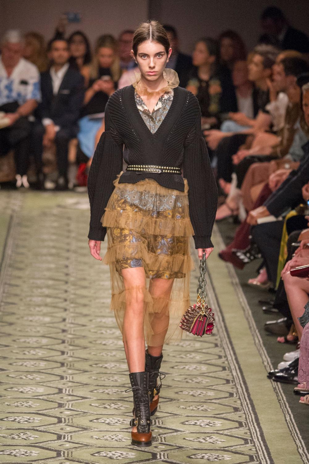 Défilé Burberry Automne 2016 Prêt-à-porter