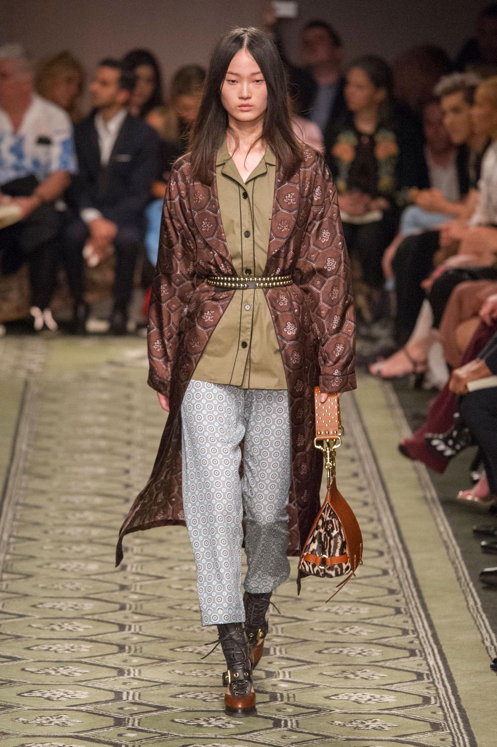 Défilé Burberry Automne 2016 Prêt-à-porter