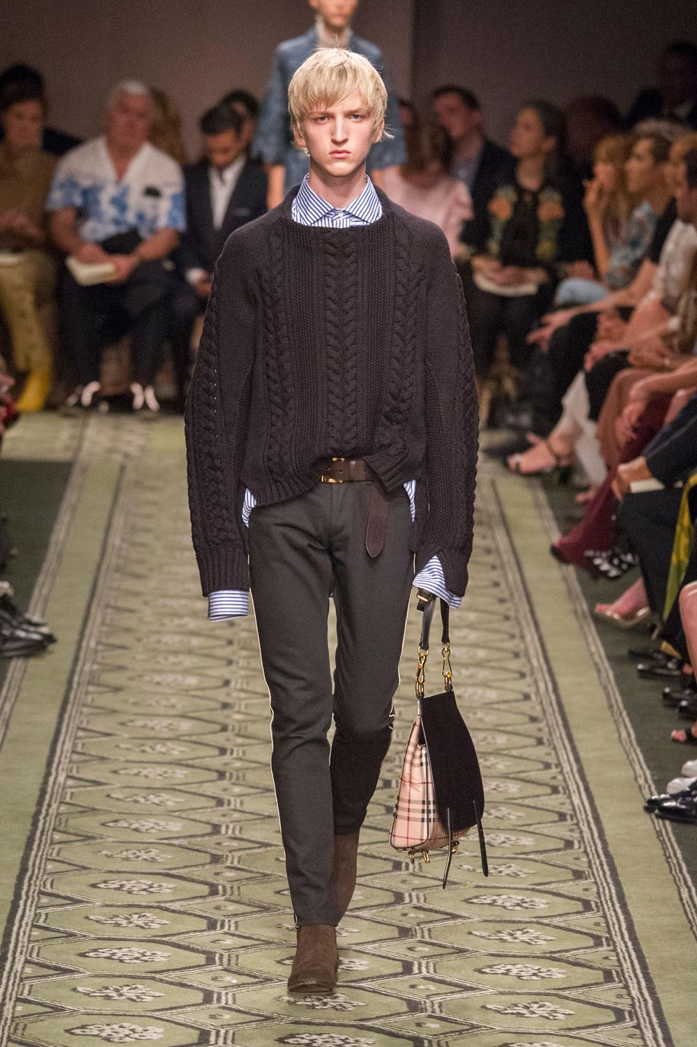 Défilé Burberry Automne 2016 Prêt-à-porter