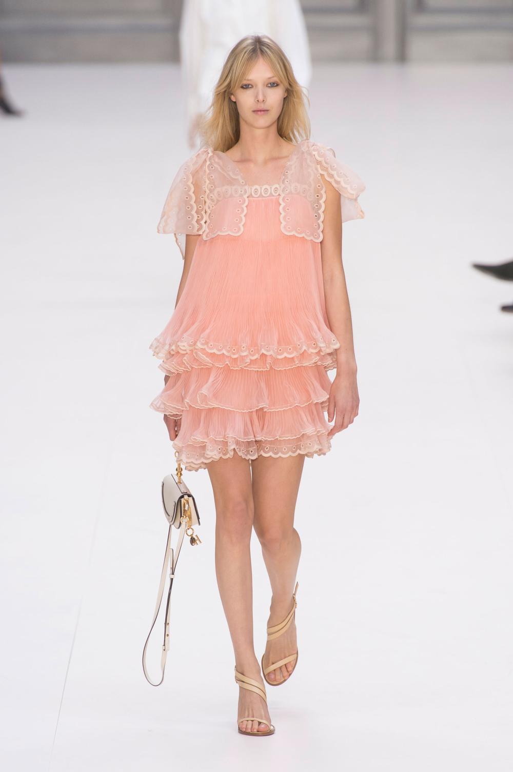 Défilé Chloé Printemps-été 2017 Prêt-à-porter