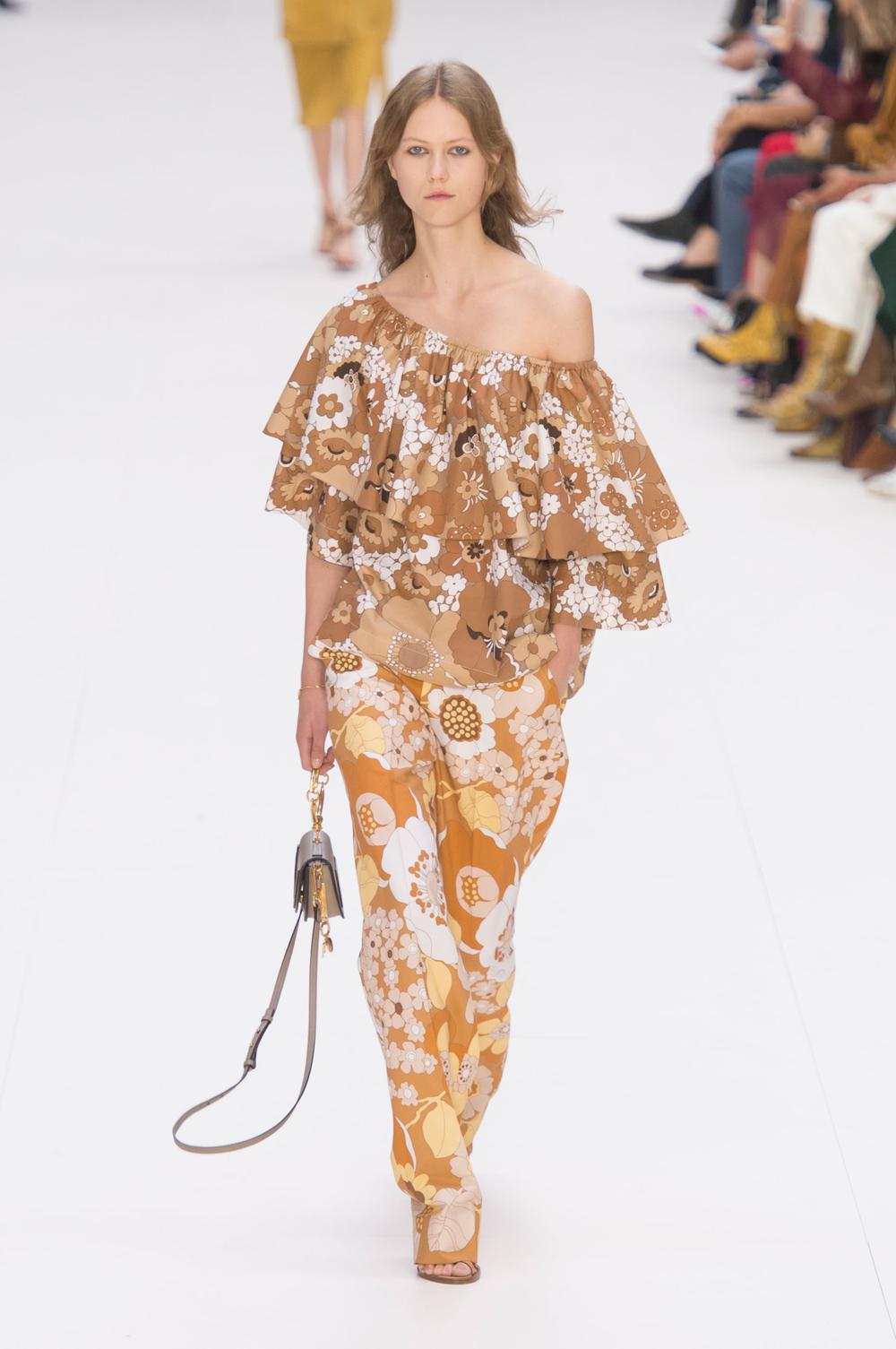 Défilé Chloé Printemps-été 2017 Prêt-à-porter