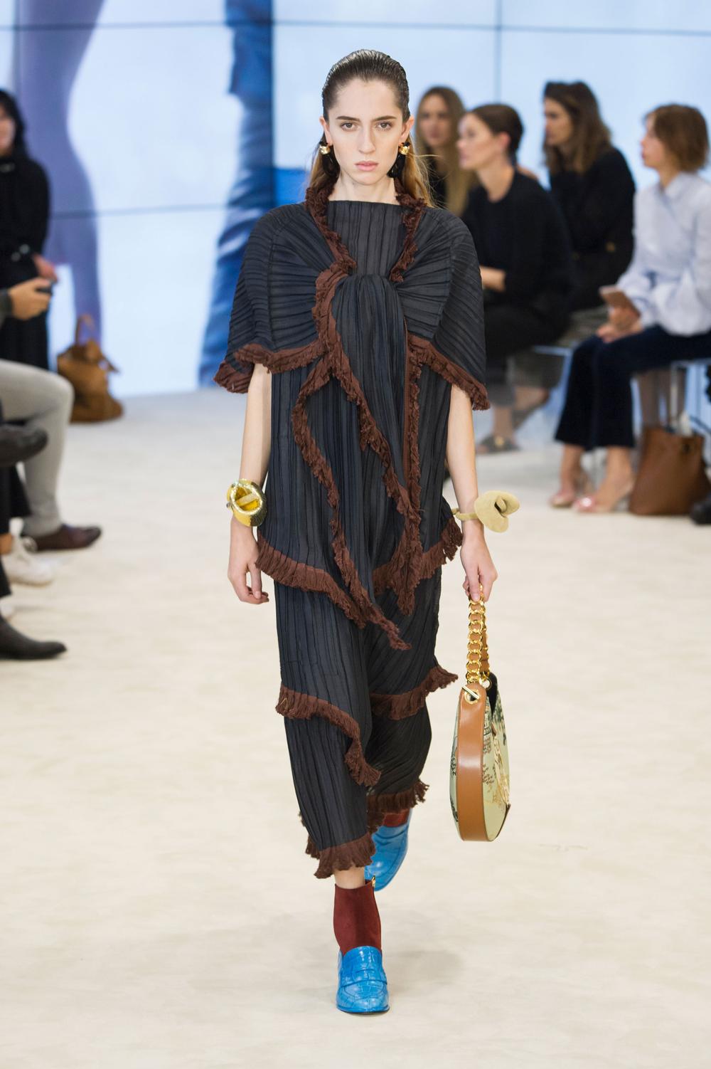 Défilé Loewe Printemps-été 2017 Prêt-à-porter