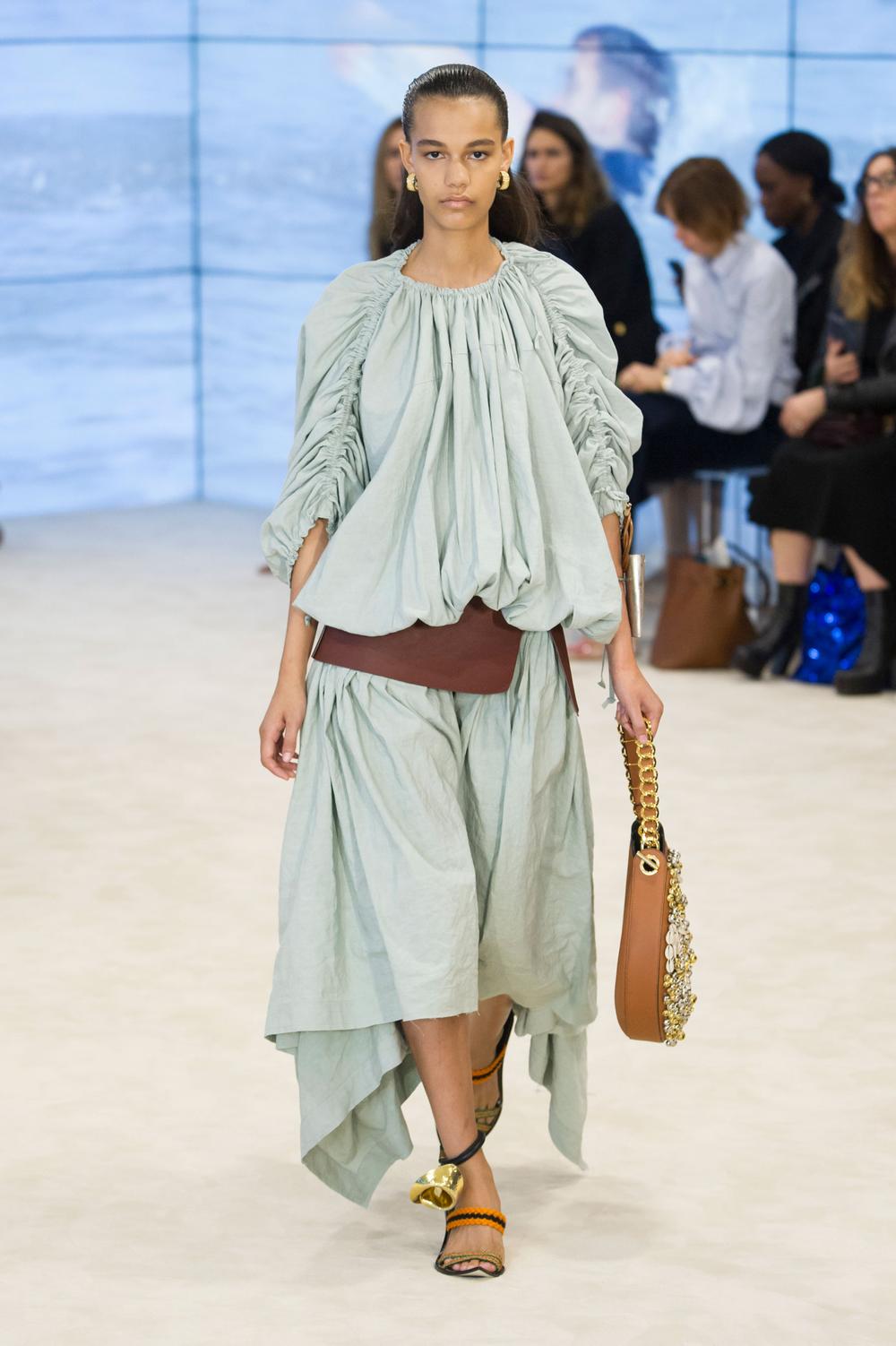 Défilé Loewe Printemps-été 2017 Prêt-à-porter