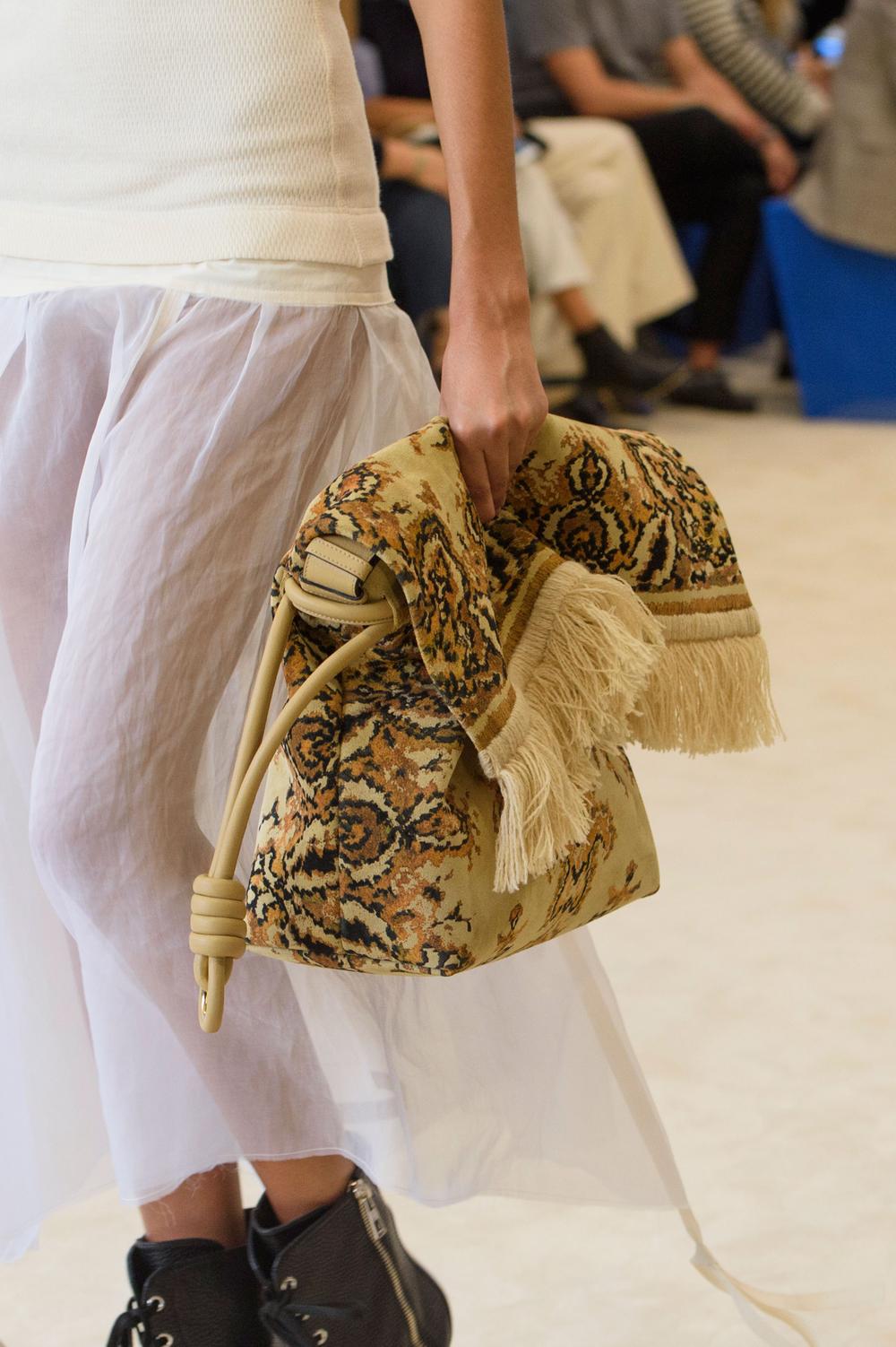 Défilé Loewe Printemps-été 2017 Prêt-à-porter