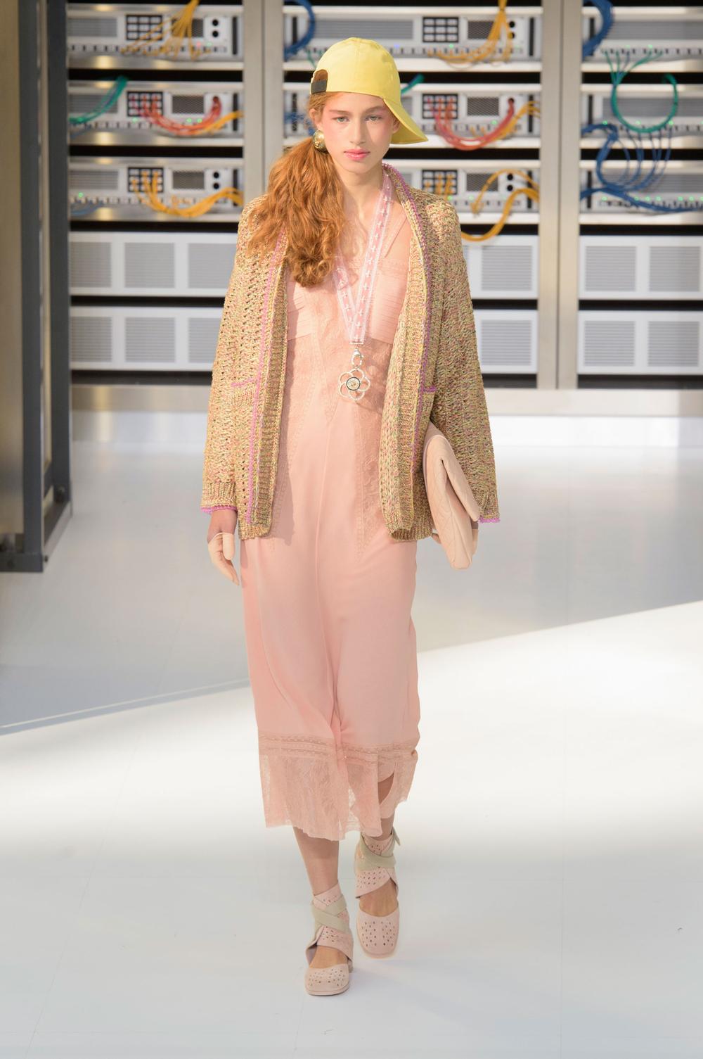 Chanel : le camélia, la fleur emblème de la maison