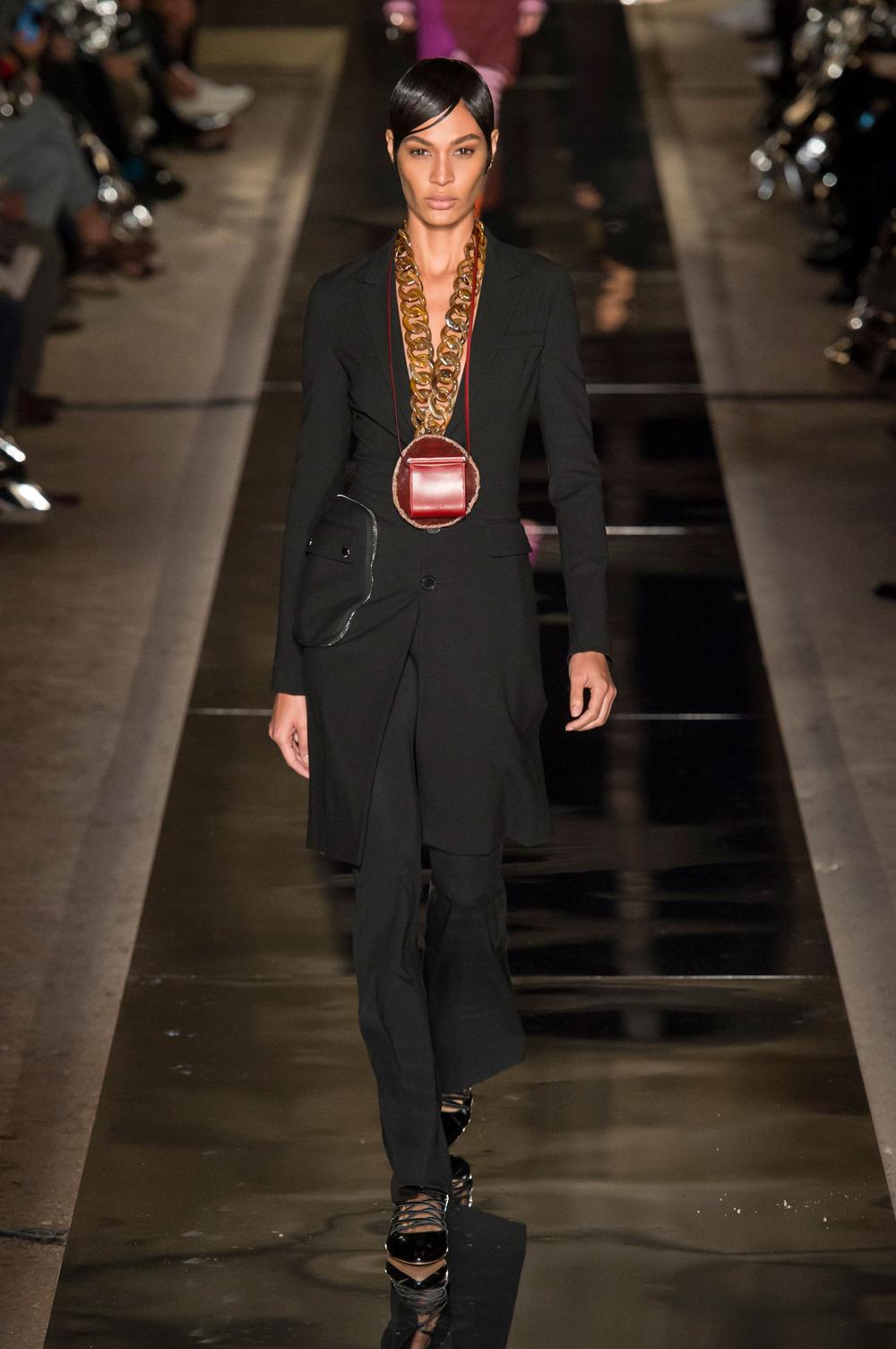 Défilé Givenchy Printemps-été 2017 Prêt-à-porter