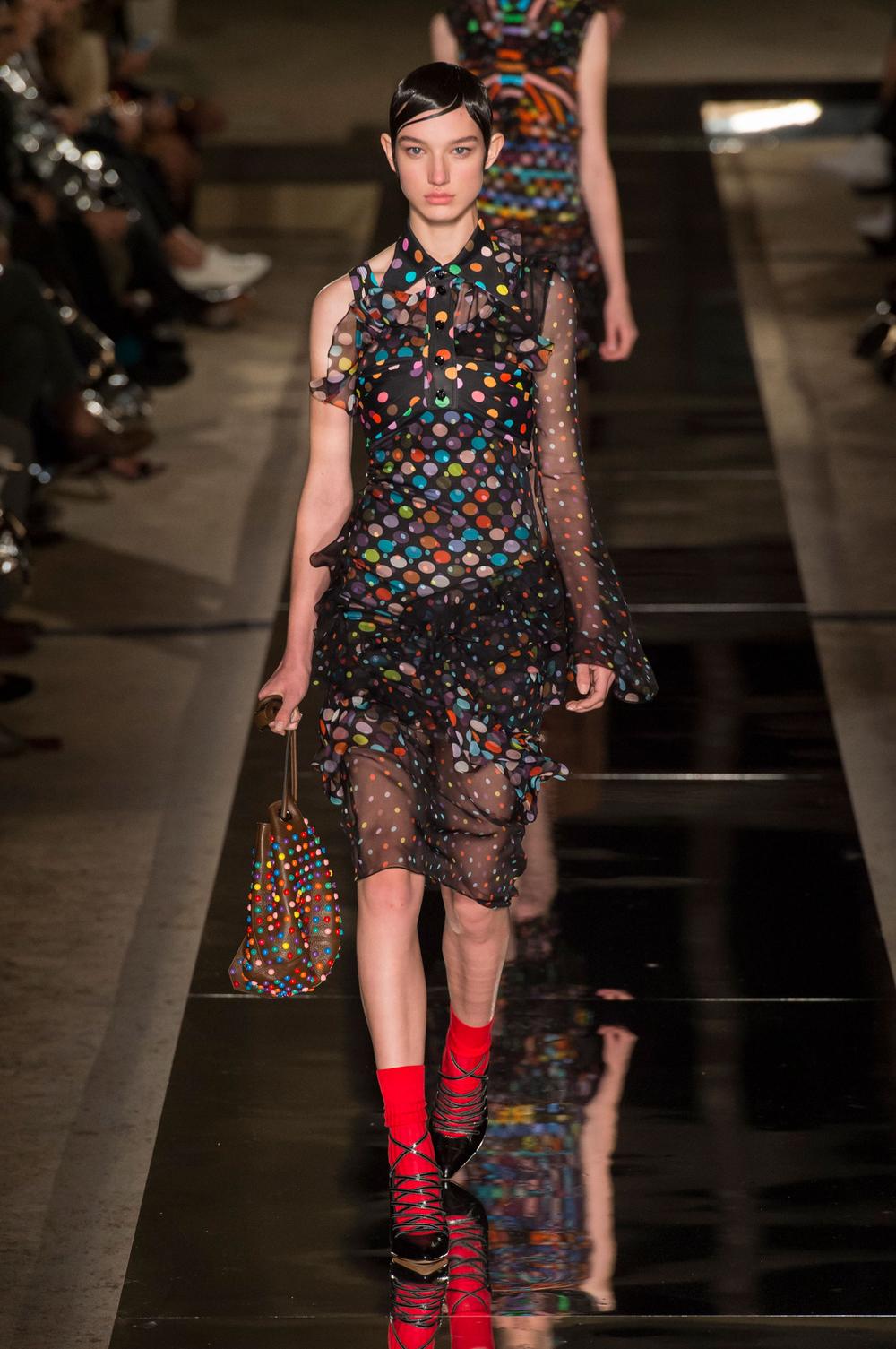 Défilé Givenchy Printemps-été 2017 Prêt-à-porter