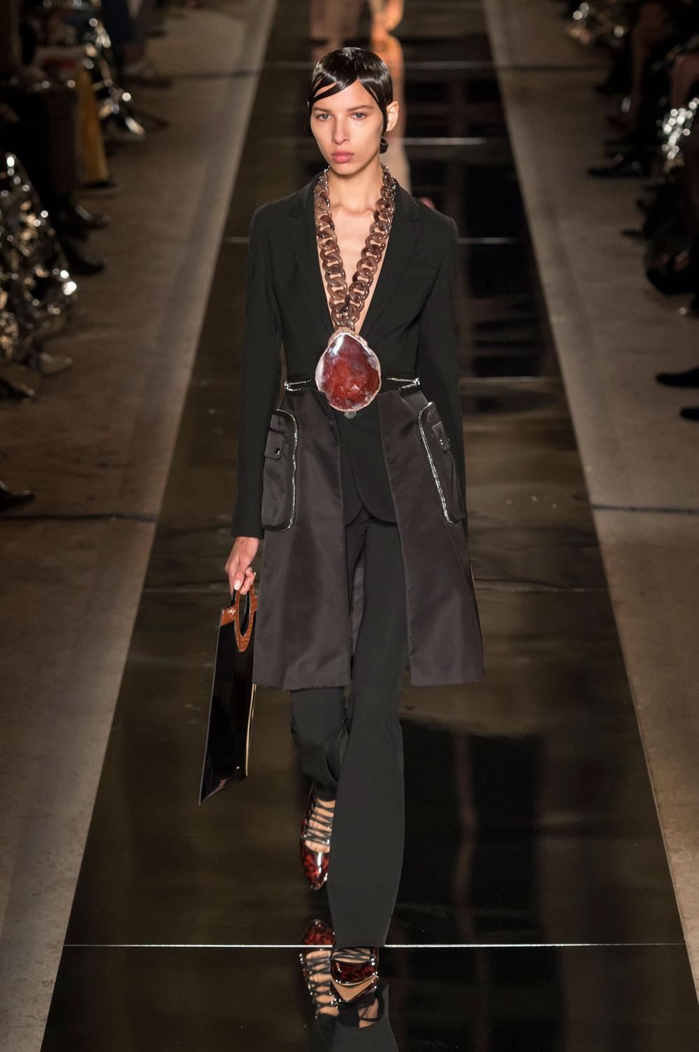 Défilé Givenchy Printemps-été 2017 Prêt-à-porter