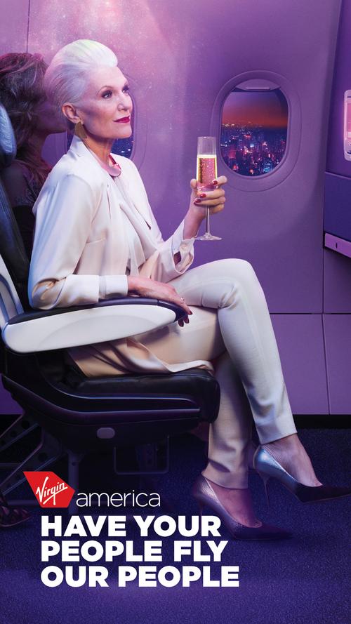 Qui est Maye Musk, mannequin dont la carrière explose enfin à 68 ans
