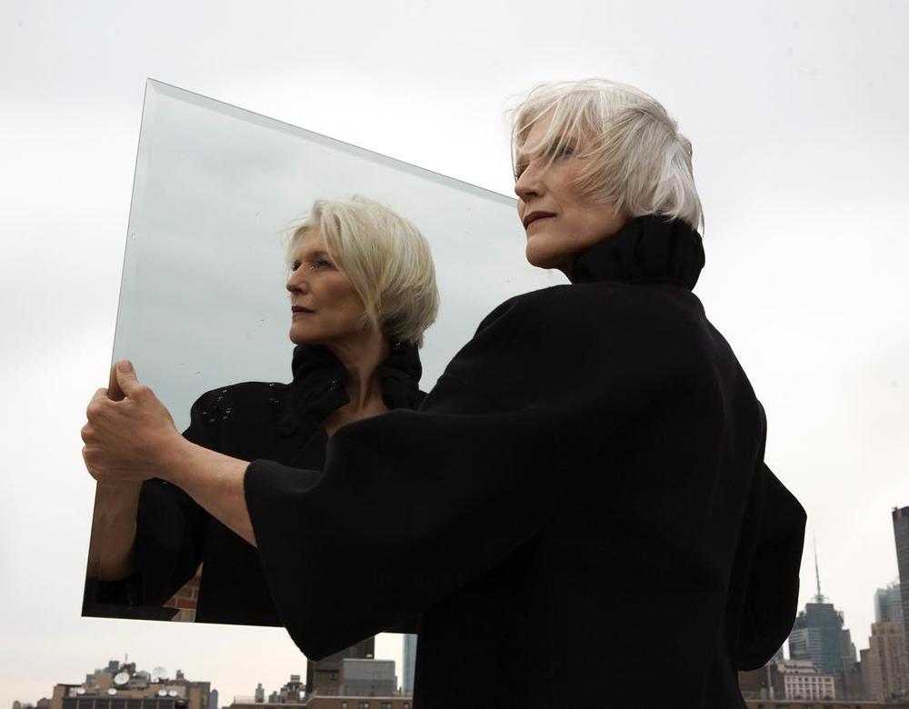 Qui est Maye Musk, mannequin dont la carrière explose enfin à 68 ans