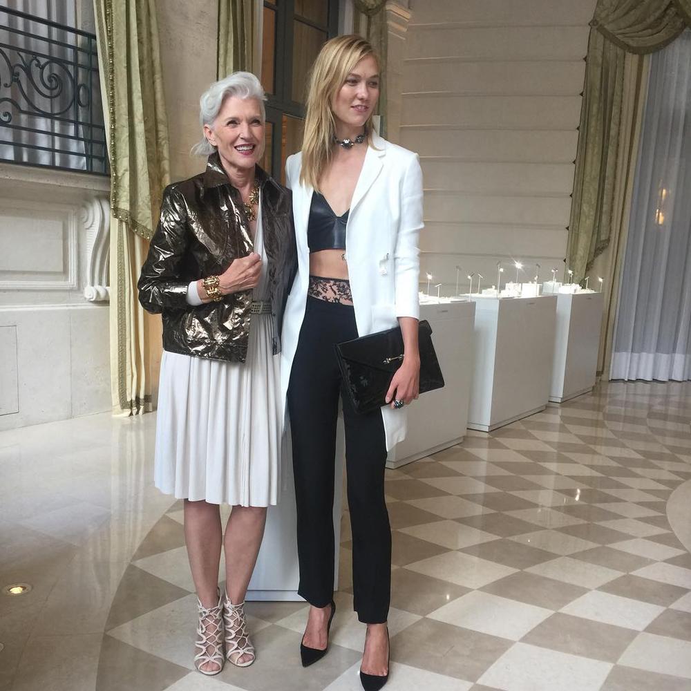 Qui est Maye Musk, mannequin dont la carrière explose enfin à 68 ans
