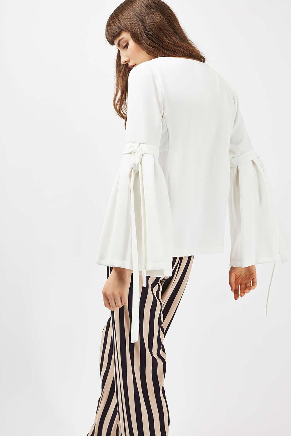 Les 14 total looks blancs pour sublimer l'hiver