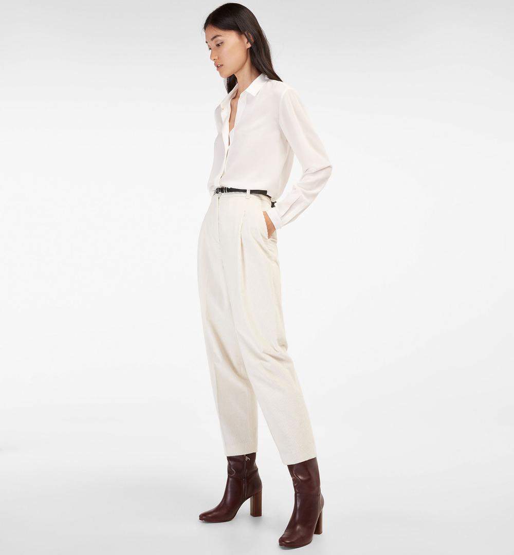 Les 14 total looks blancs pour sublimer l'hiver