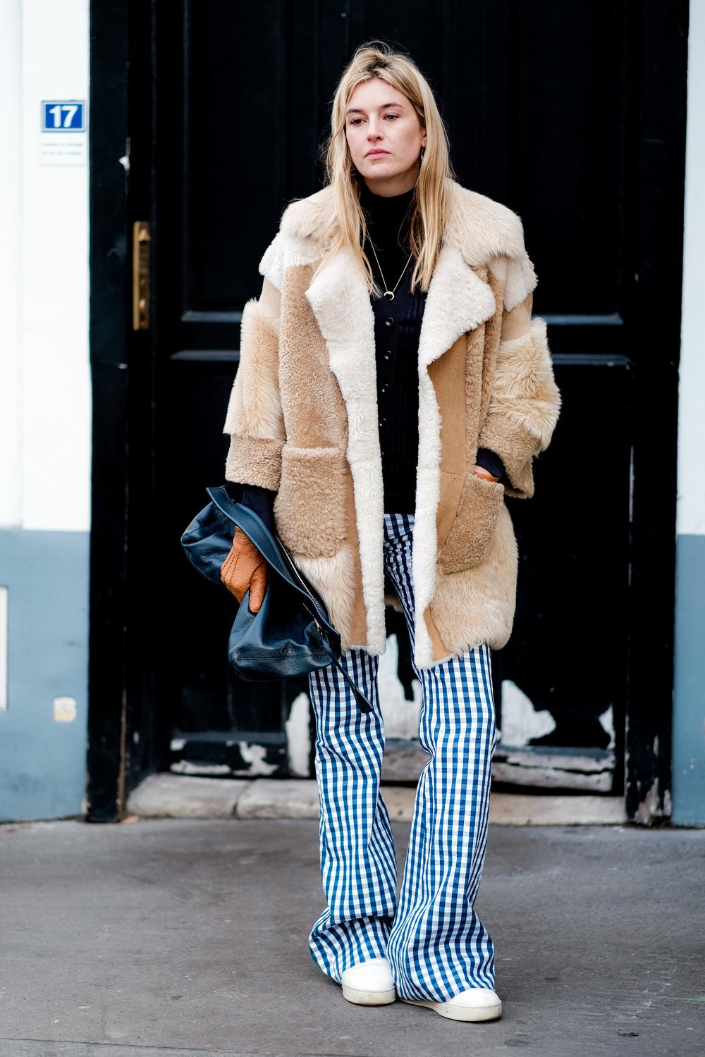 Street style : les plus beaux looks repérés au défilé Dior