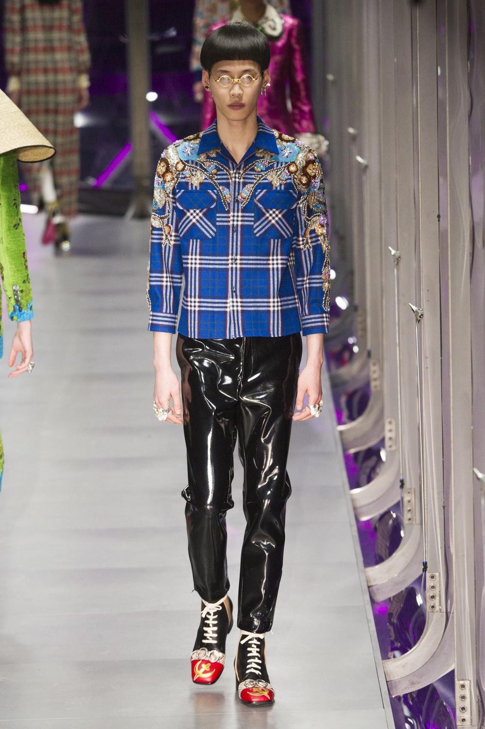 Le vestiaire excentrique de Gucci ouvre la semaine du prêt-à-porter de ...