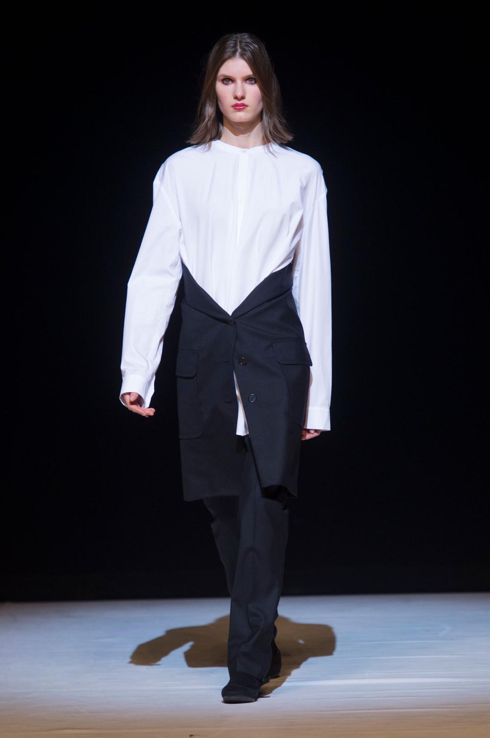 Défilé Hussein Chalayan Automne-hiver 2017-2018 Prêt-à-porter