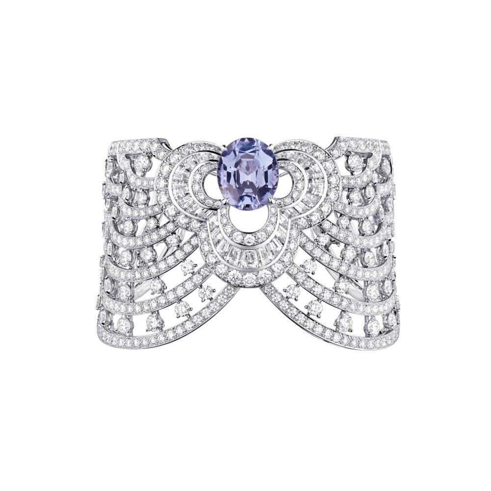 Haute Joaillerie : sobriété et élégance dominent les créations de la saison