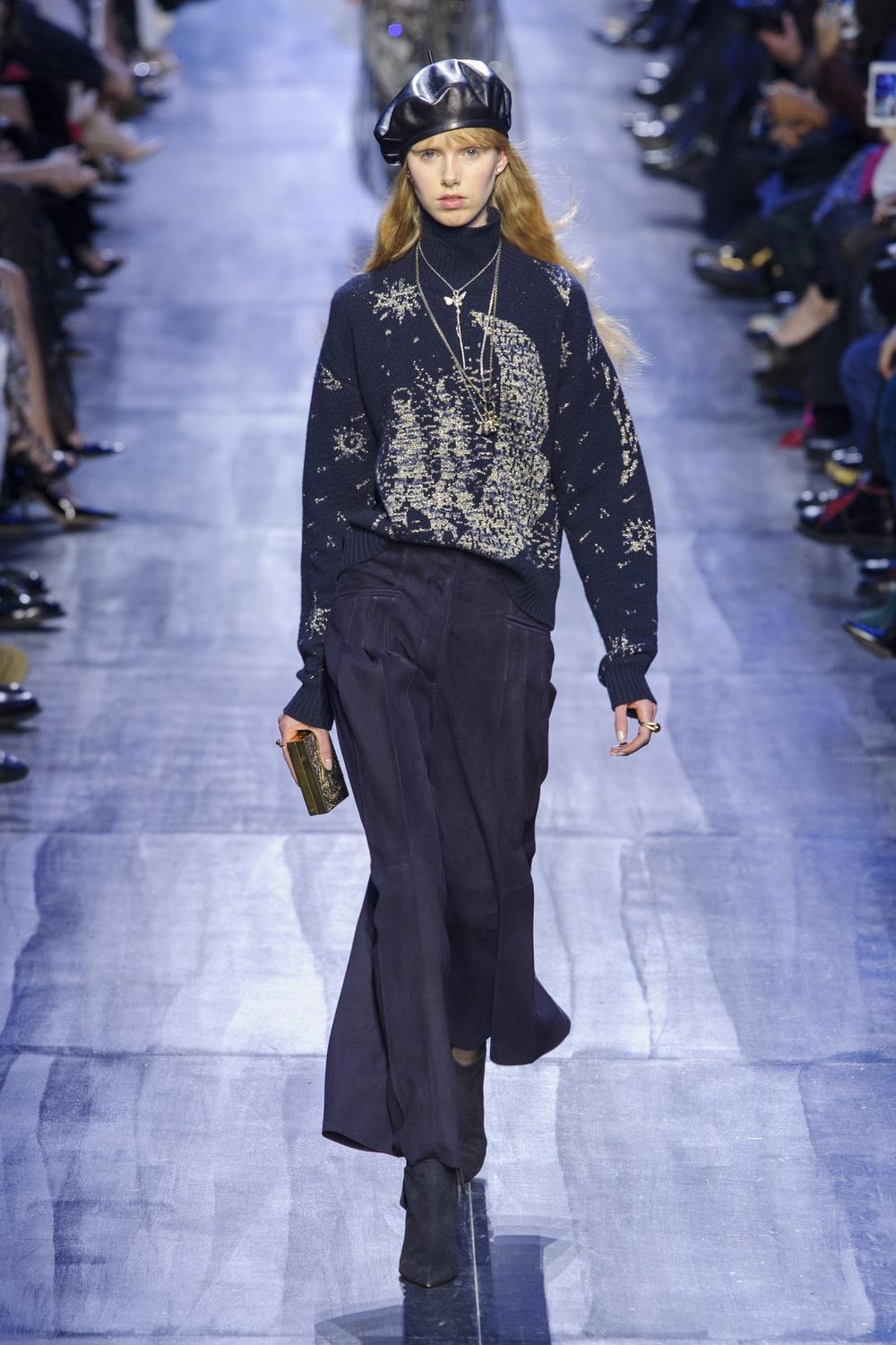 Défilé Dior automne-hiver 2017-2018 : symphonie en bleu