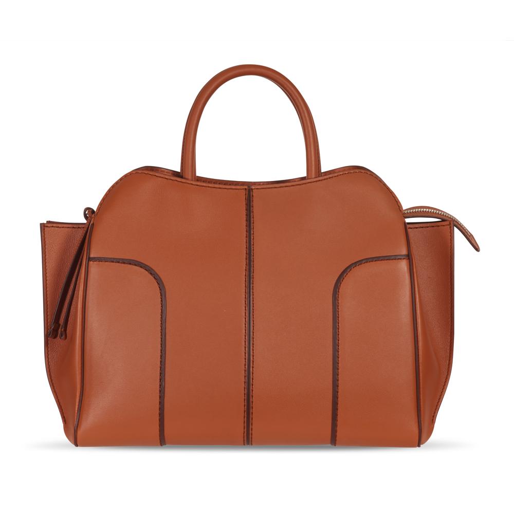 Portrait-type du sac à main indispensable