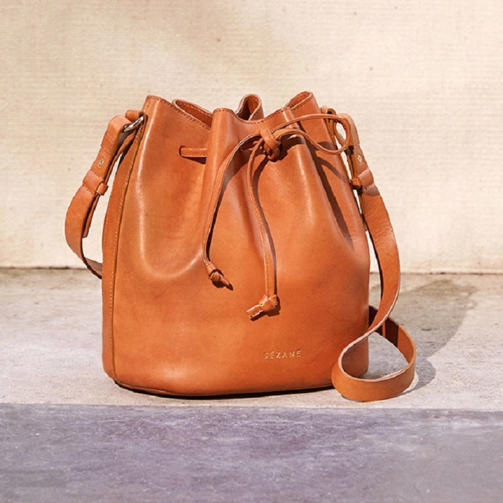 Portrait-type du sac à main indispensable