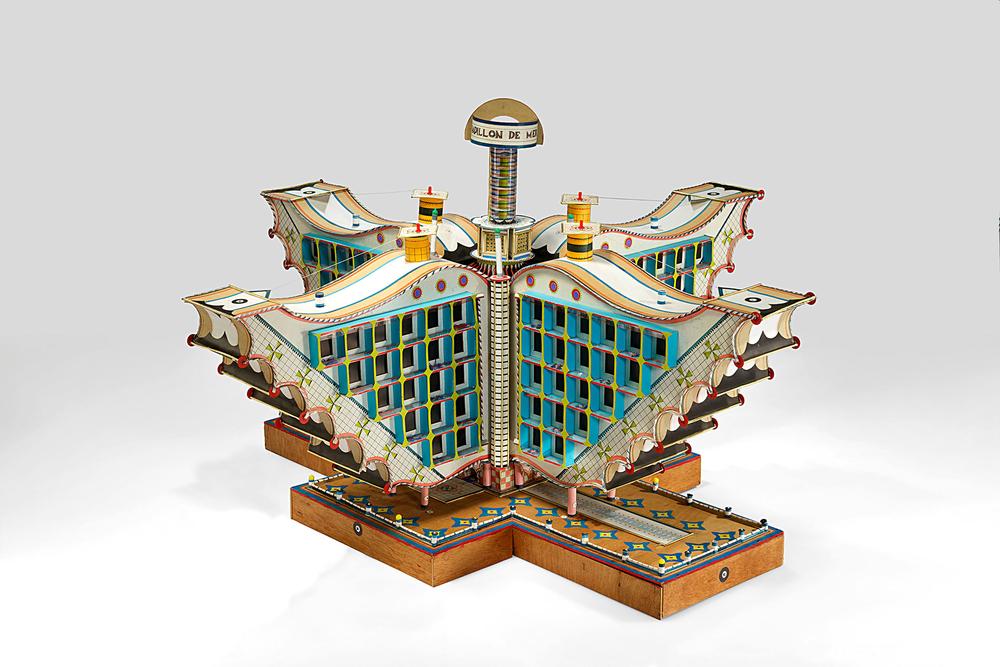 Jean Pigozzi, millionnaire, mécène et photographe de la jet-set