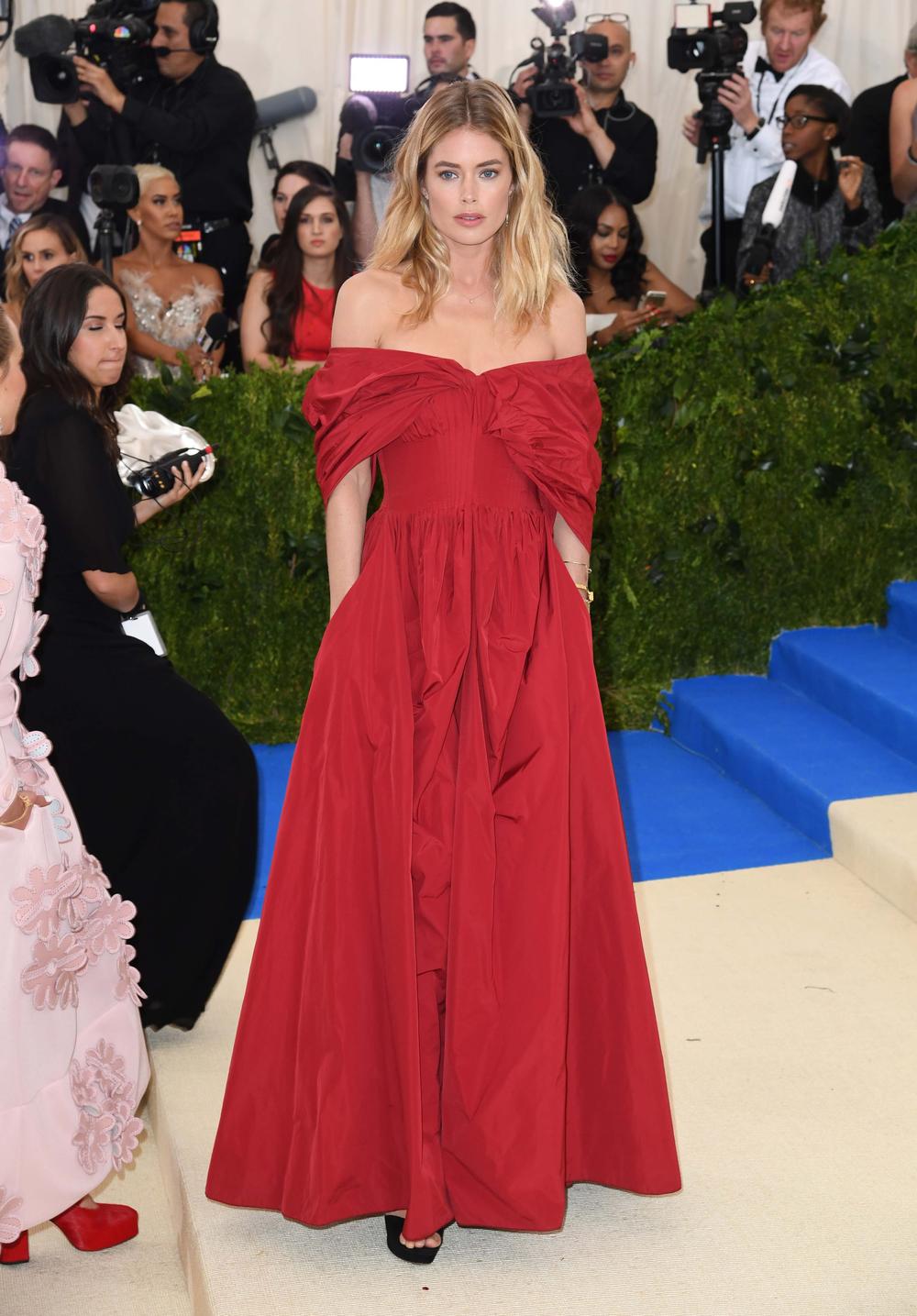 Met Gala 2017 Les Tenues Les Plus Incroyables Du Tapis Rouge