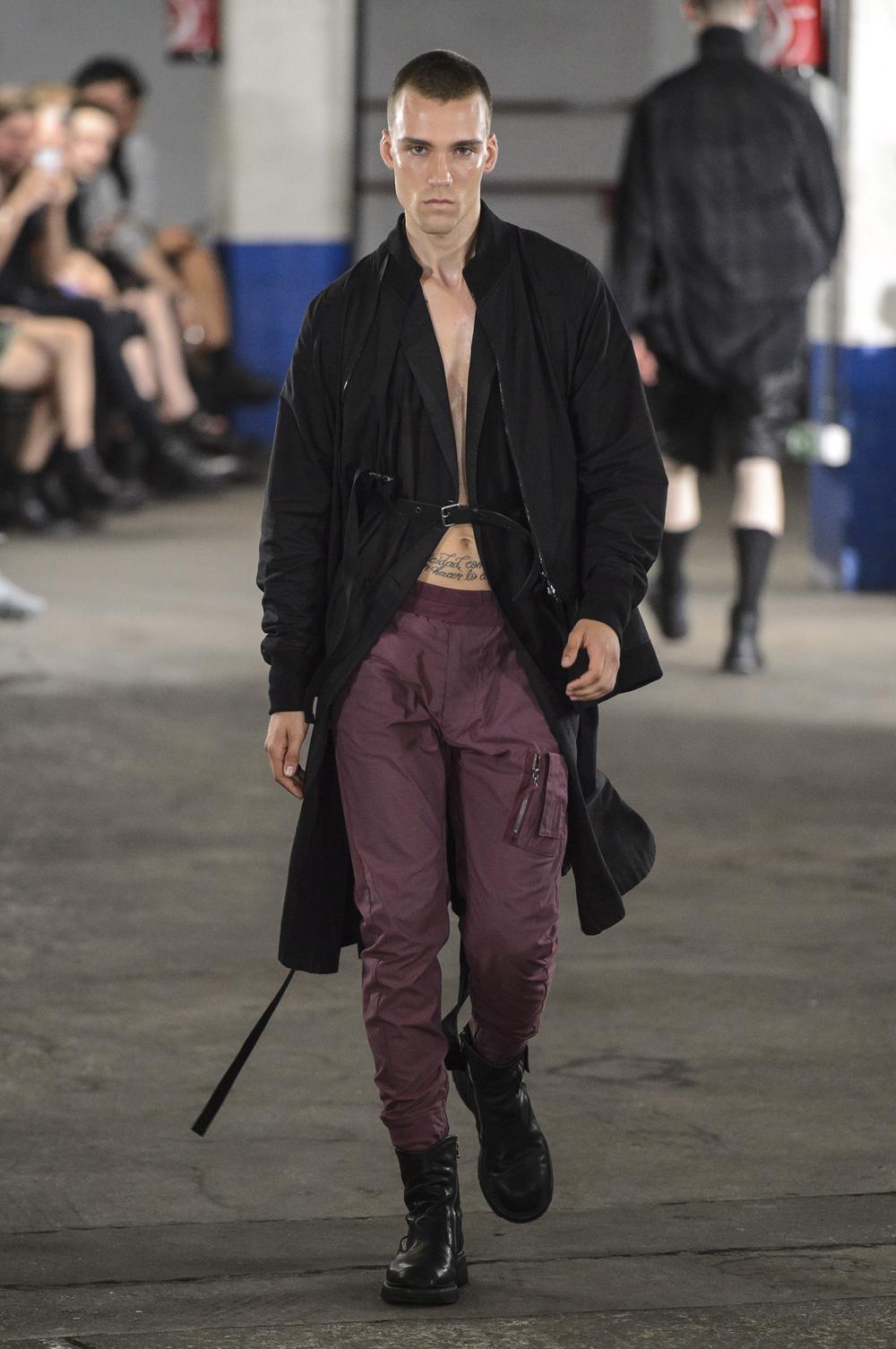 Défilé Julius printemps-été 2018 Homme