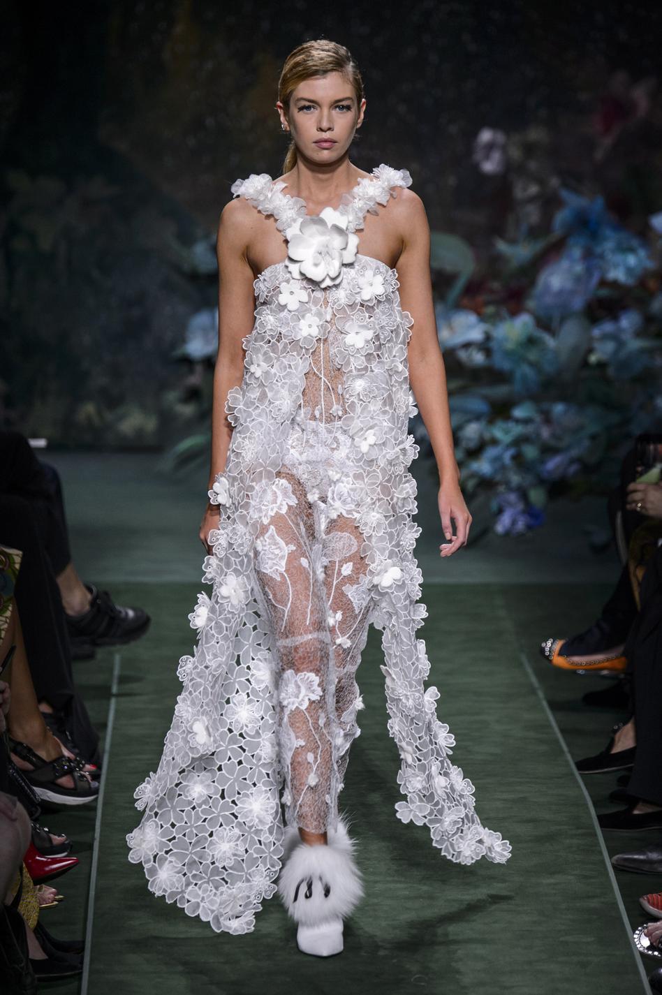 Chanel, Dior, Schiaparelli... les plus belles robes de mariée repérées ...