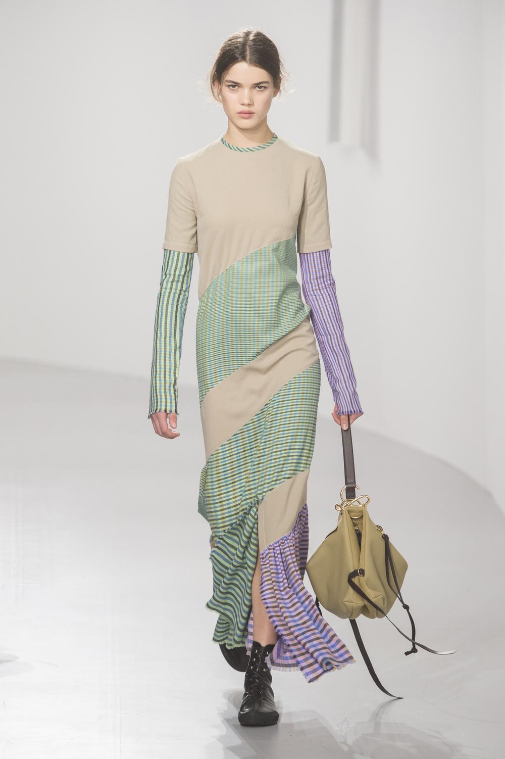 Défilé Loewe printemps-été 2018 Prêt-à-porter