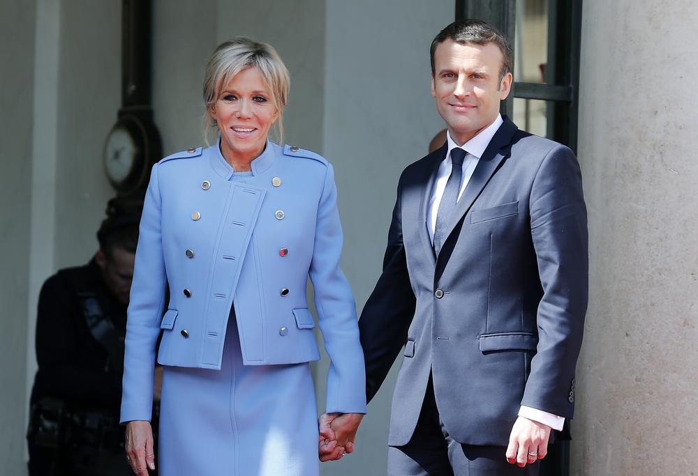 Brigitte et Emmanuel Macron : 10 ans de mariage, de l'ombre à la lumière