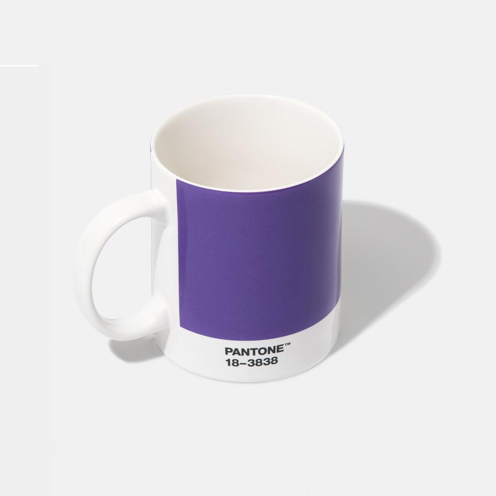 Comment adopter l'ultraviolet en déco