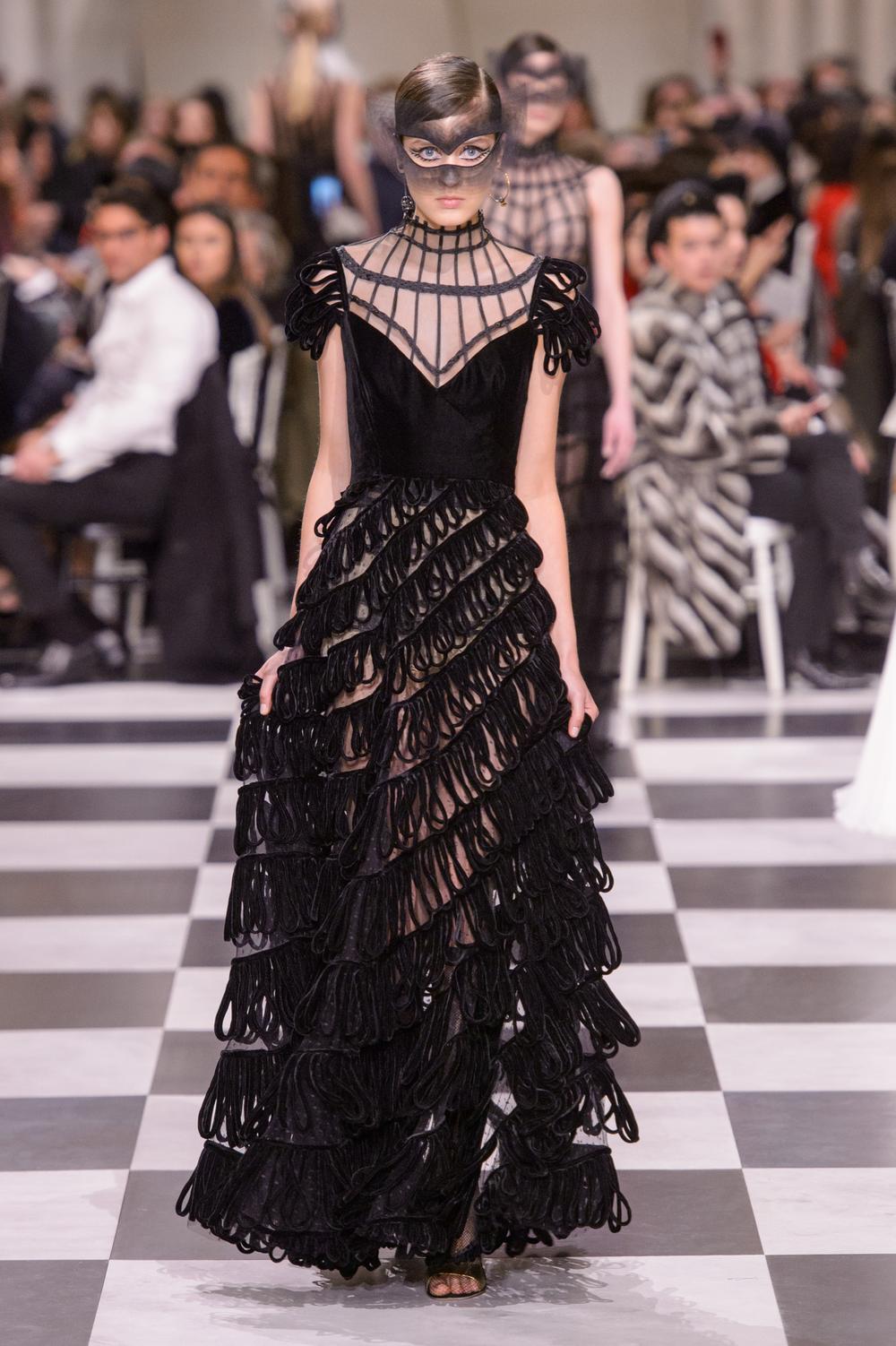 La rêverie surréaliste du défilé Dior haute couture