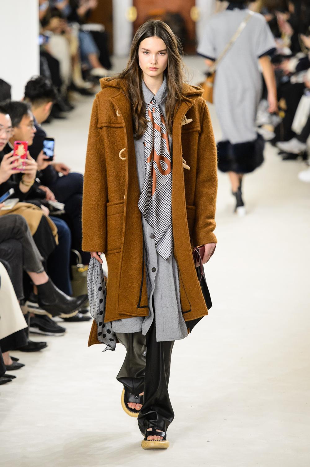 Défilé Loewe automne-hiver 2018-2019 Prêt-à-porter