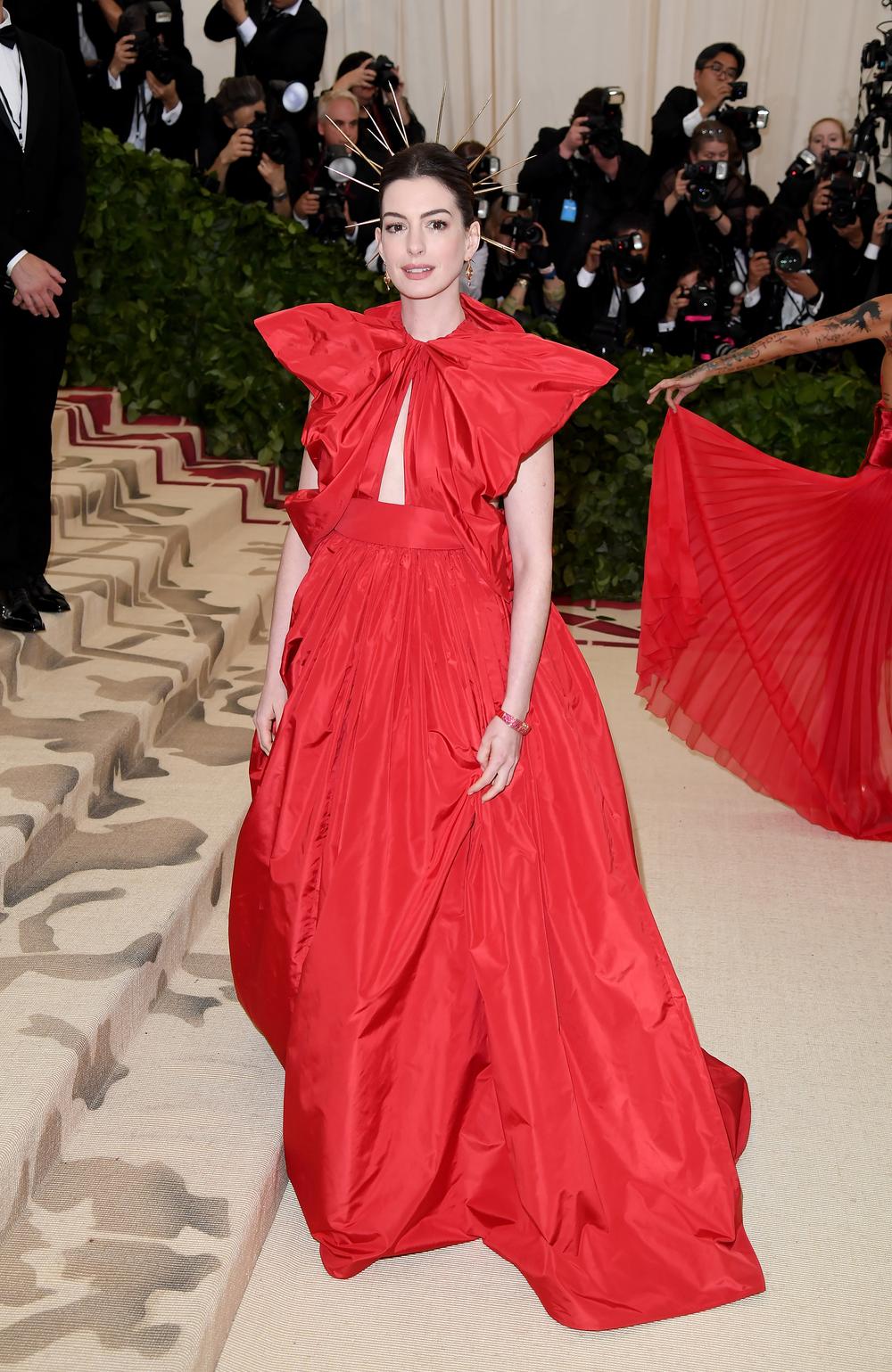 Rihanna en pape, Zendaya en Jeanne d'Arc, Katy Perry en ange... Les ...