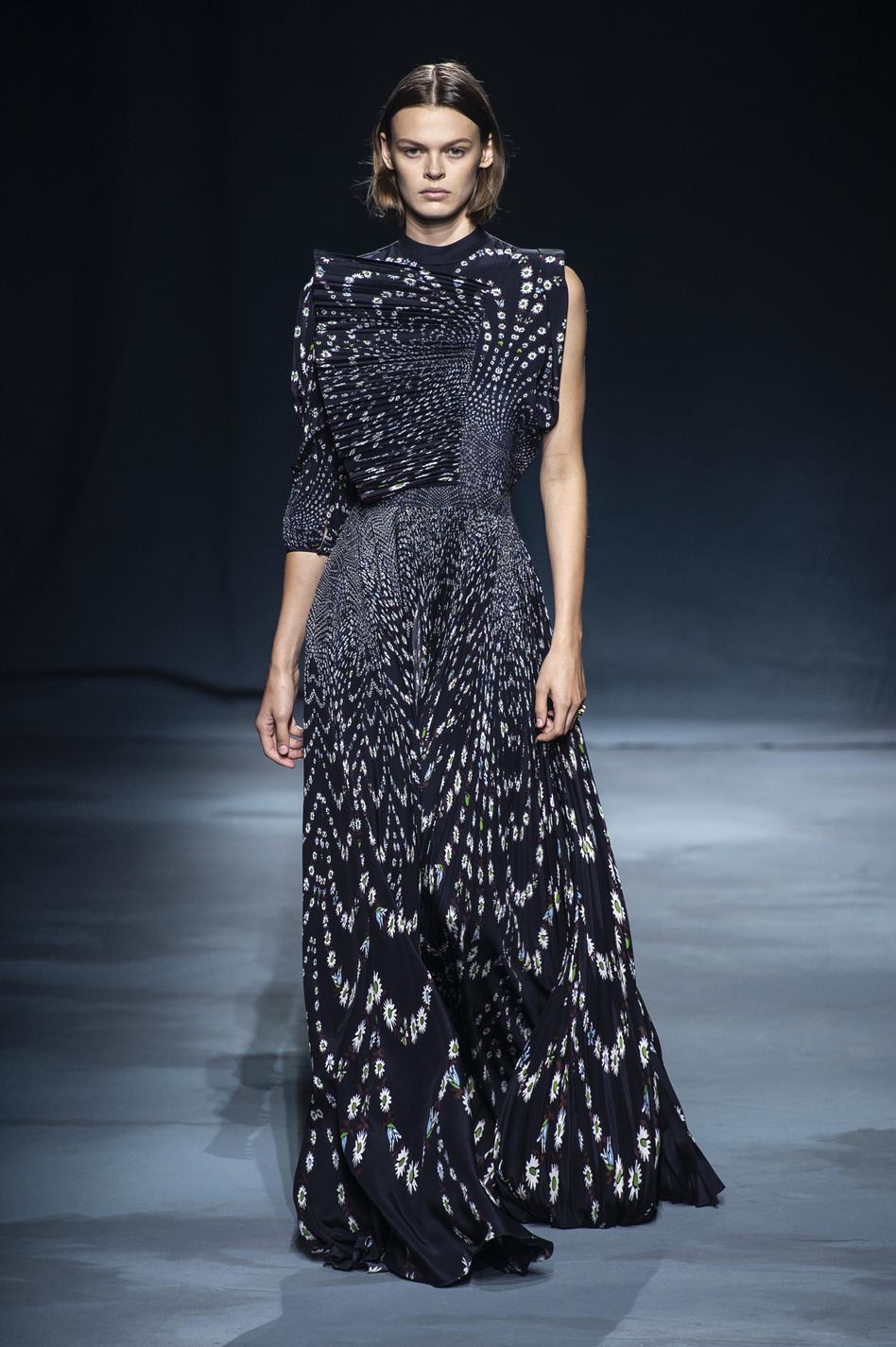 Fashion Week : les nouveaux codes de la robe de soirée