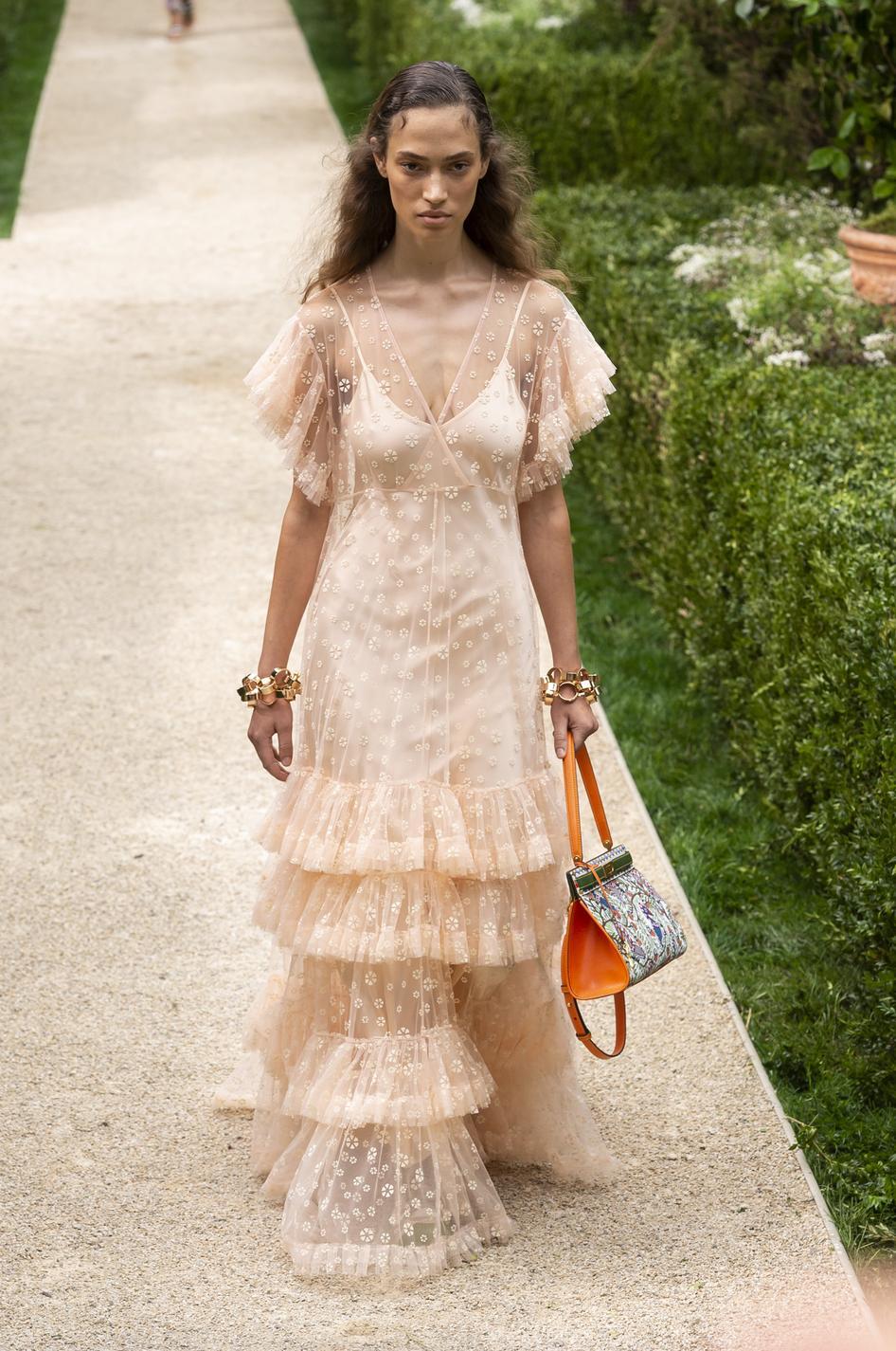 Fashion Week : les nouveaux codes de la robe de soirée