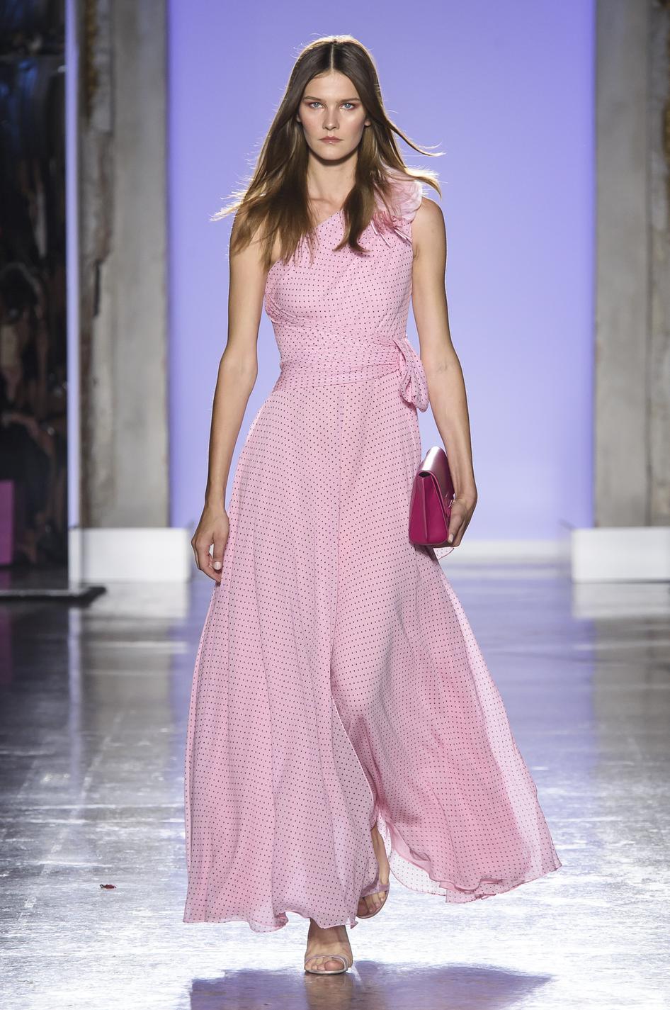 Fashion Week : les nouveaux codes de la robe de soirée