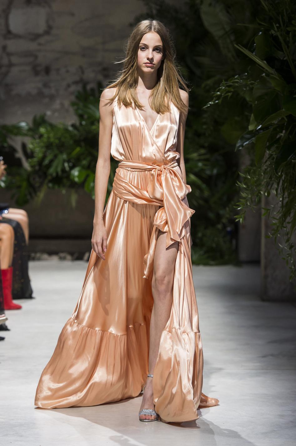 Fashion Week : les nouveaux codes de la robe de soirée