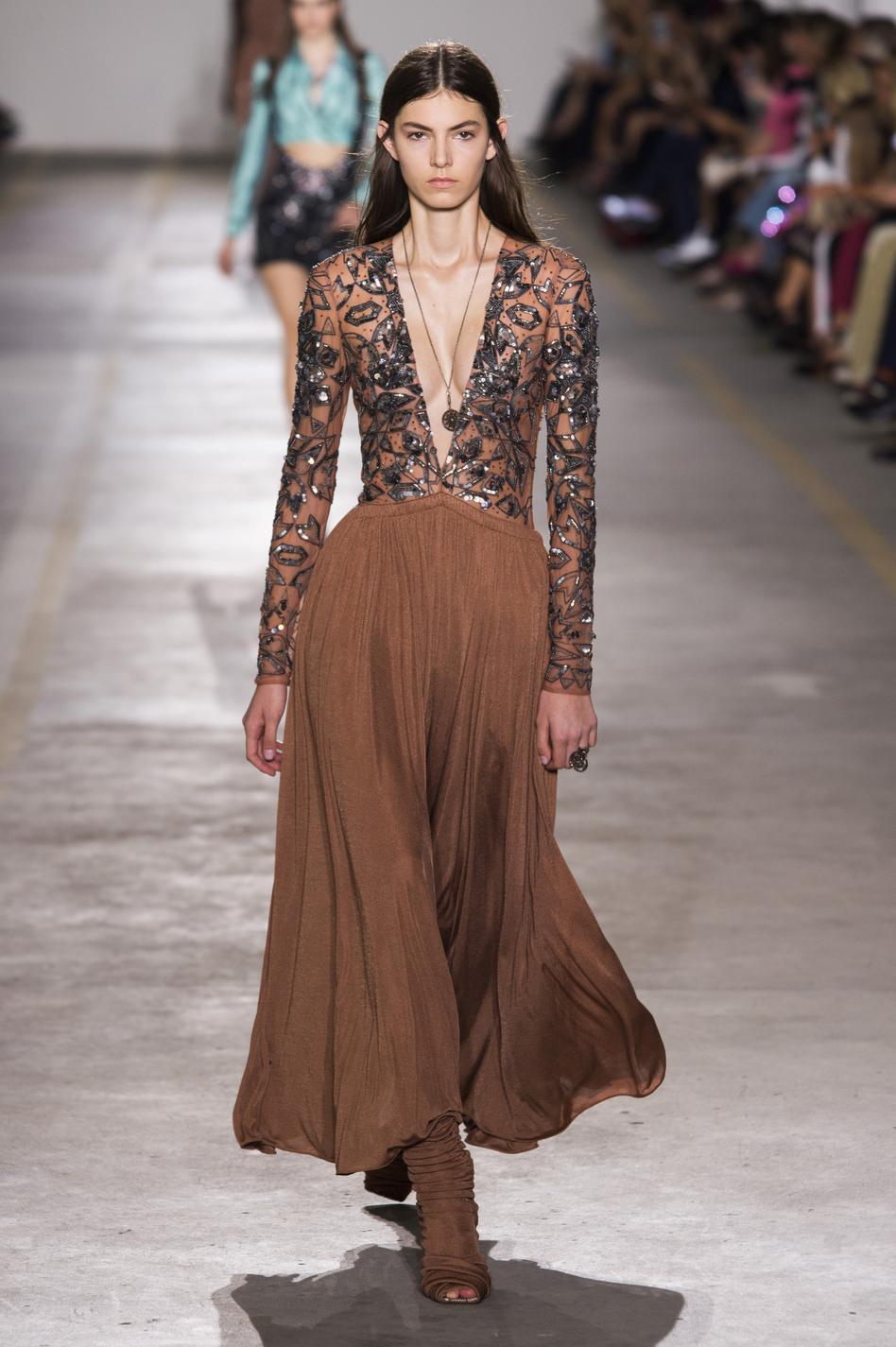 Fashion Week : les nouveaux codes de la robe de soirée