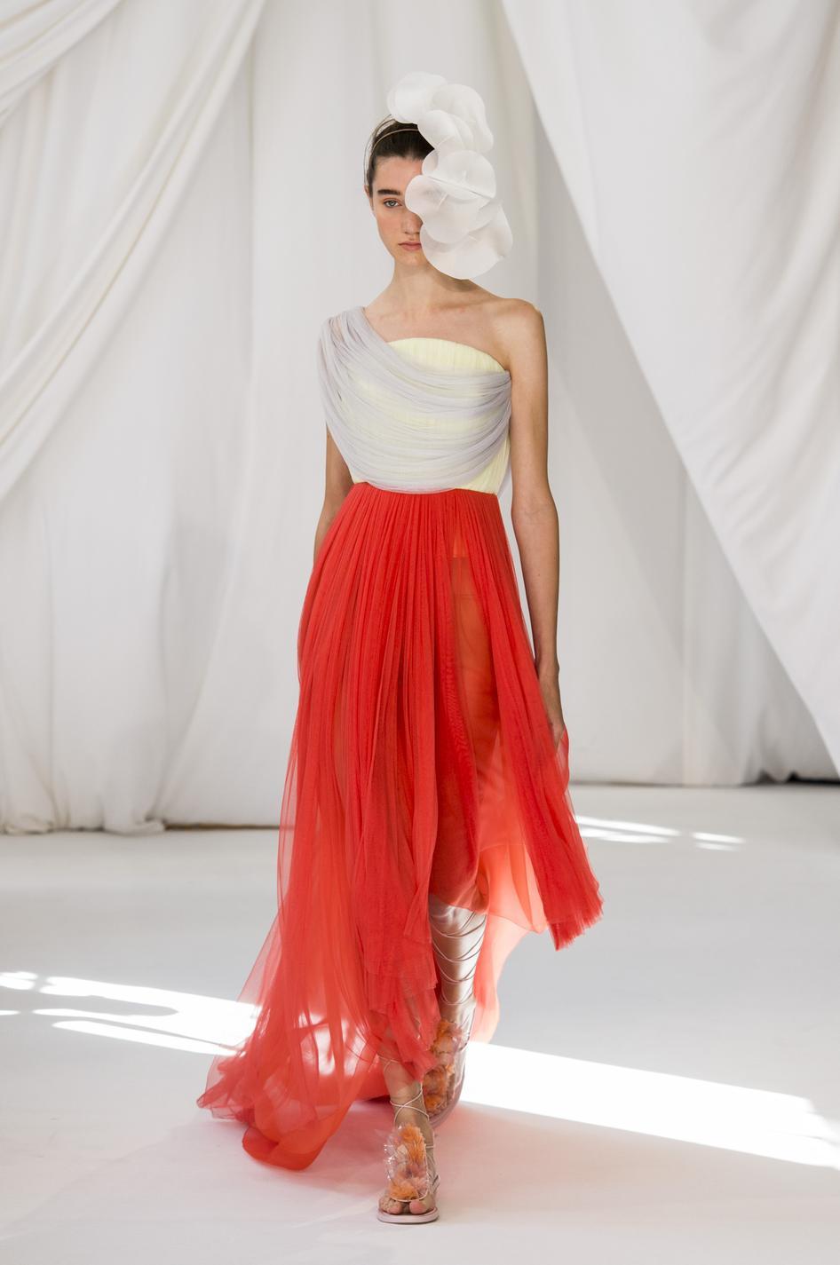Fashion Week : les nouveaux codes de la robe de soirée