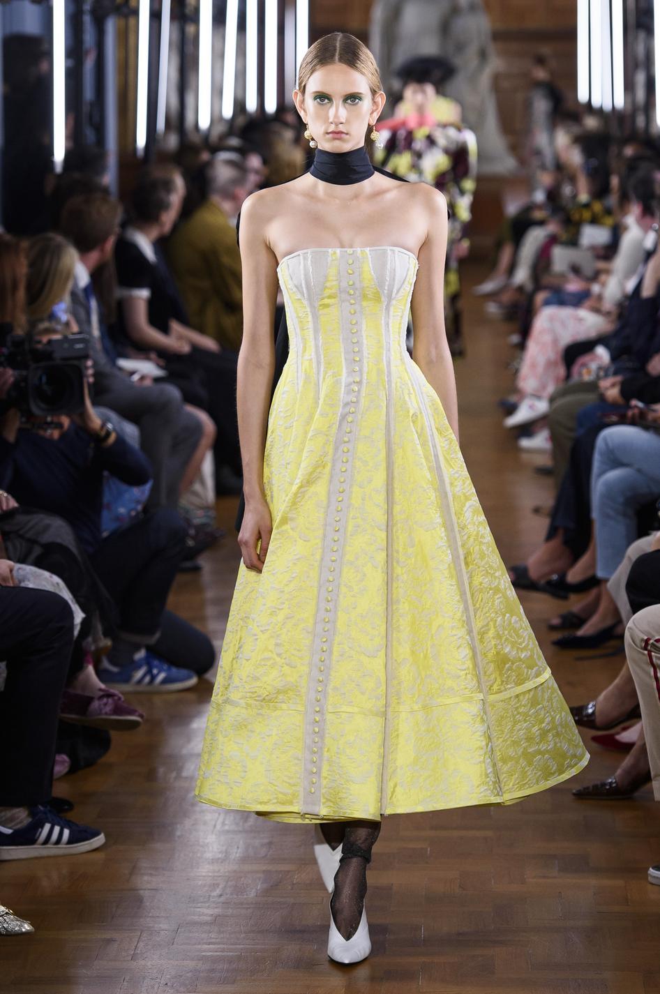 Fashion Week : les nouveaux codes de la robe de soirée