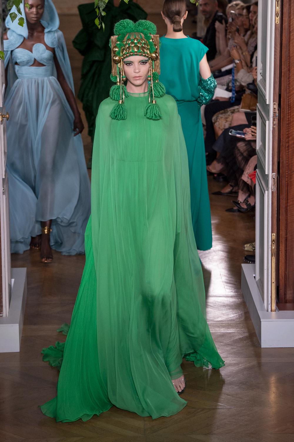 Défilé Valentino Automne Hiver 2019 2020 Couture