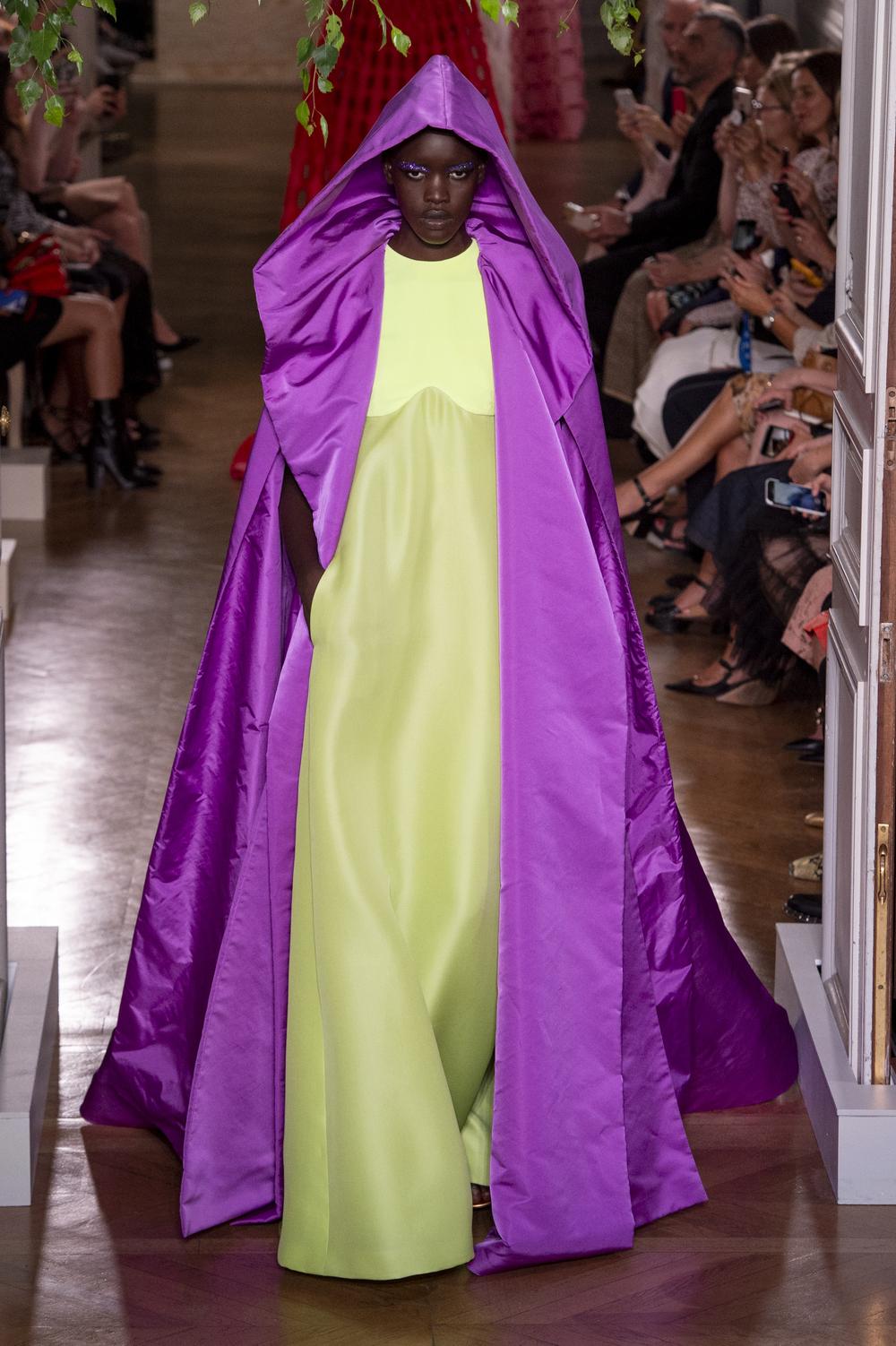 Défilé Valentino Automne Hiver 2019 2020 Couture