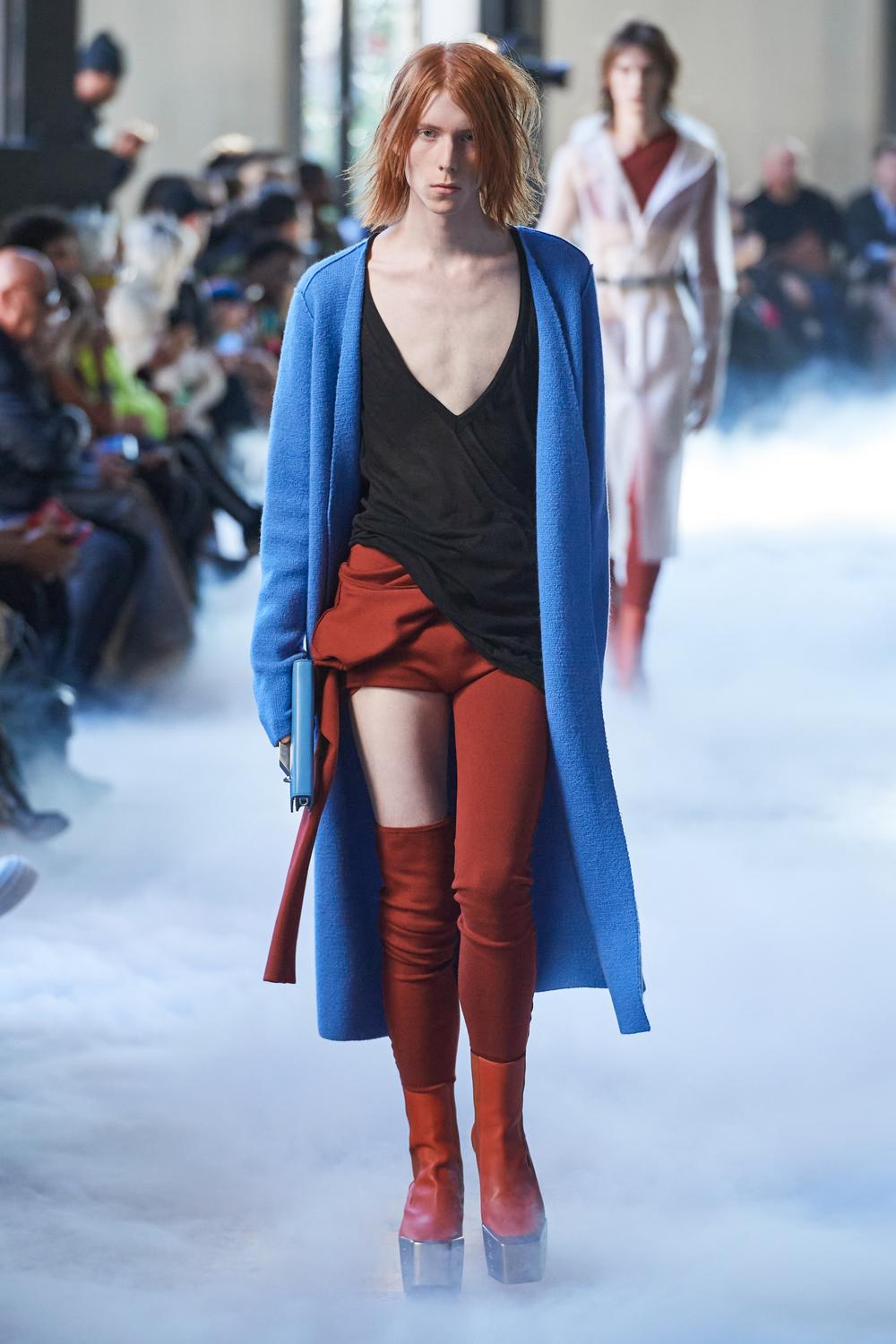 De Louis XIV à Harry Styles : les talons pour hommes renaissent sur ...